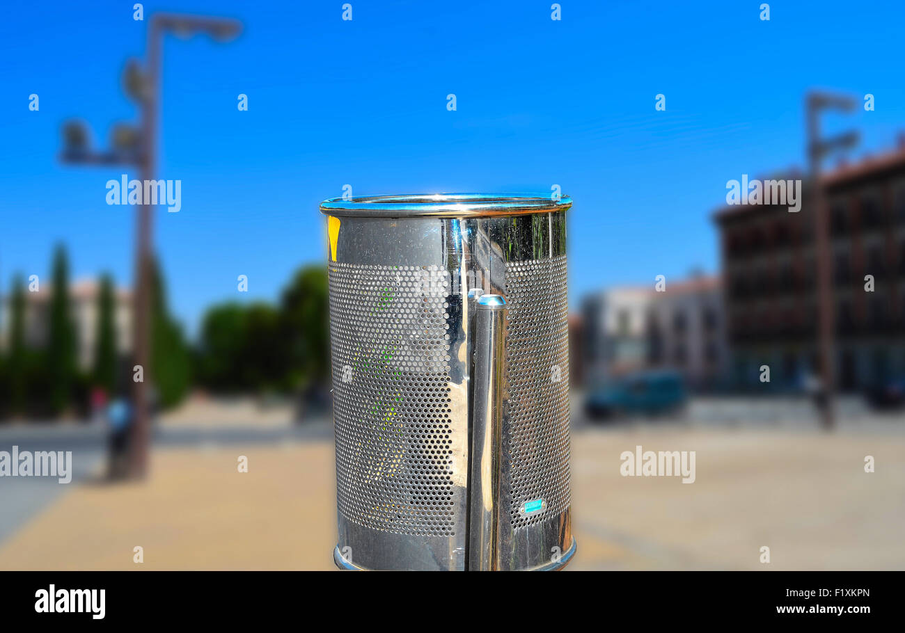 Modern trash and recycle hi-res stock photography and images - Alamy