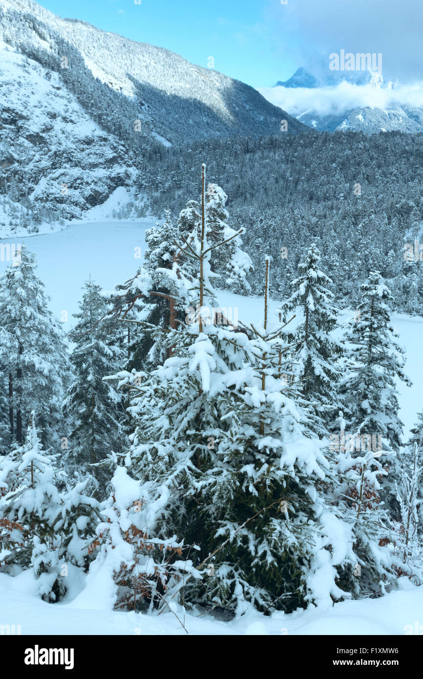 Winter mountain landscape. View from Fern Pass to the east with the ...