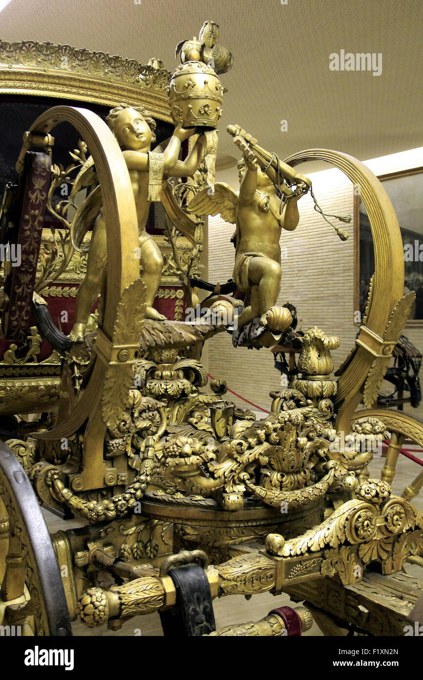 Carriage Museum and cars of popes. The Vatican, Rome, Italy Stock Photo ...