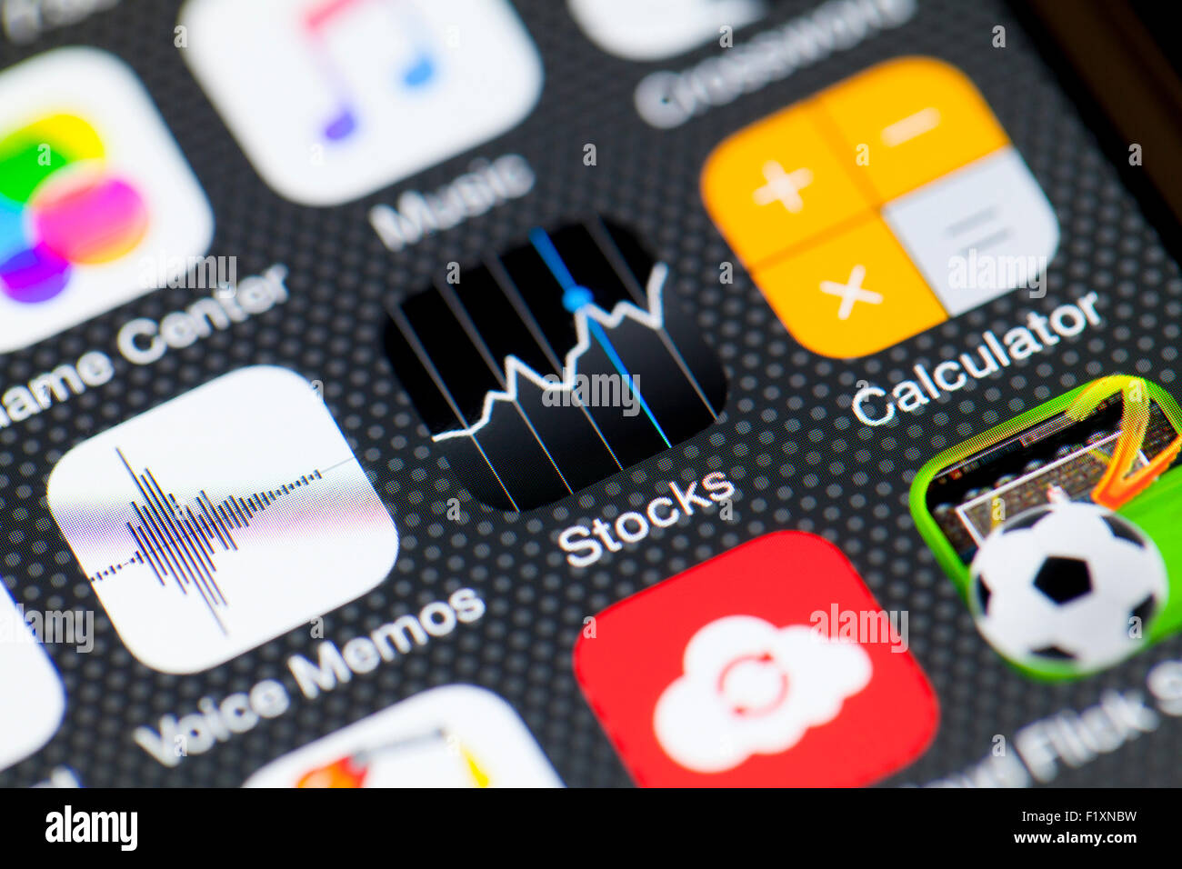 Smart phone apps screen hi-res stock photography and images - Alamy