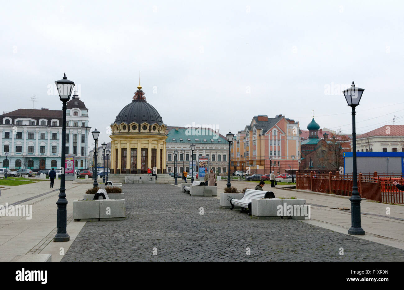 Gray buildings hi-res stock photography and images - Alamy