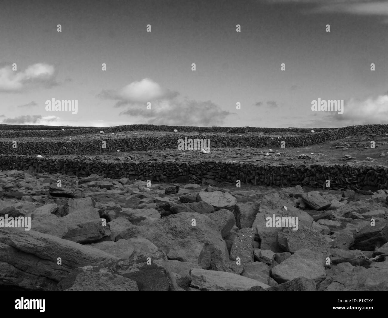 Inishmaan Black and White Stock Photos & Images - Alamy