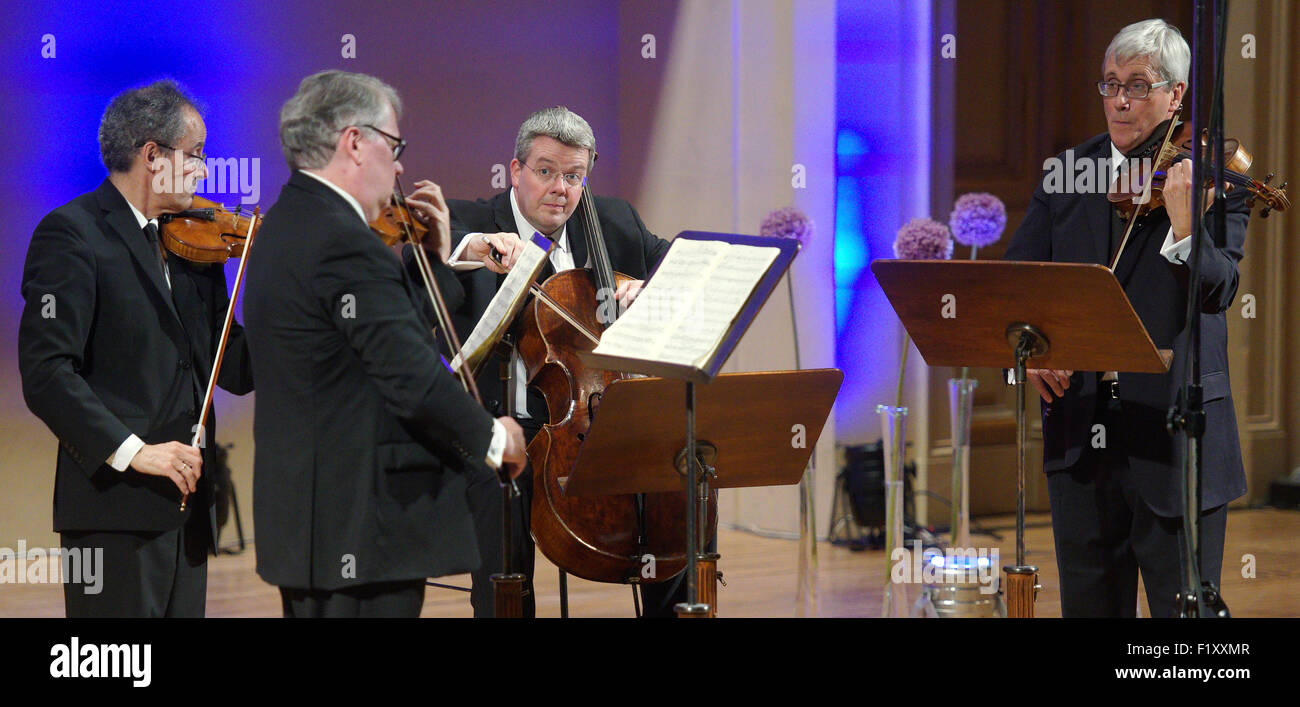 String quartet performs hi-res stock photography and images - Alamy