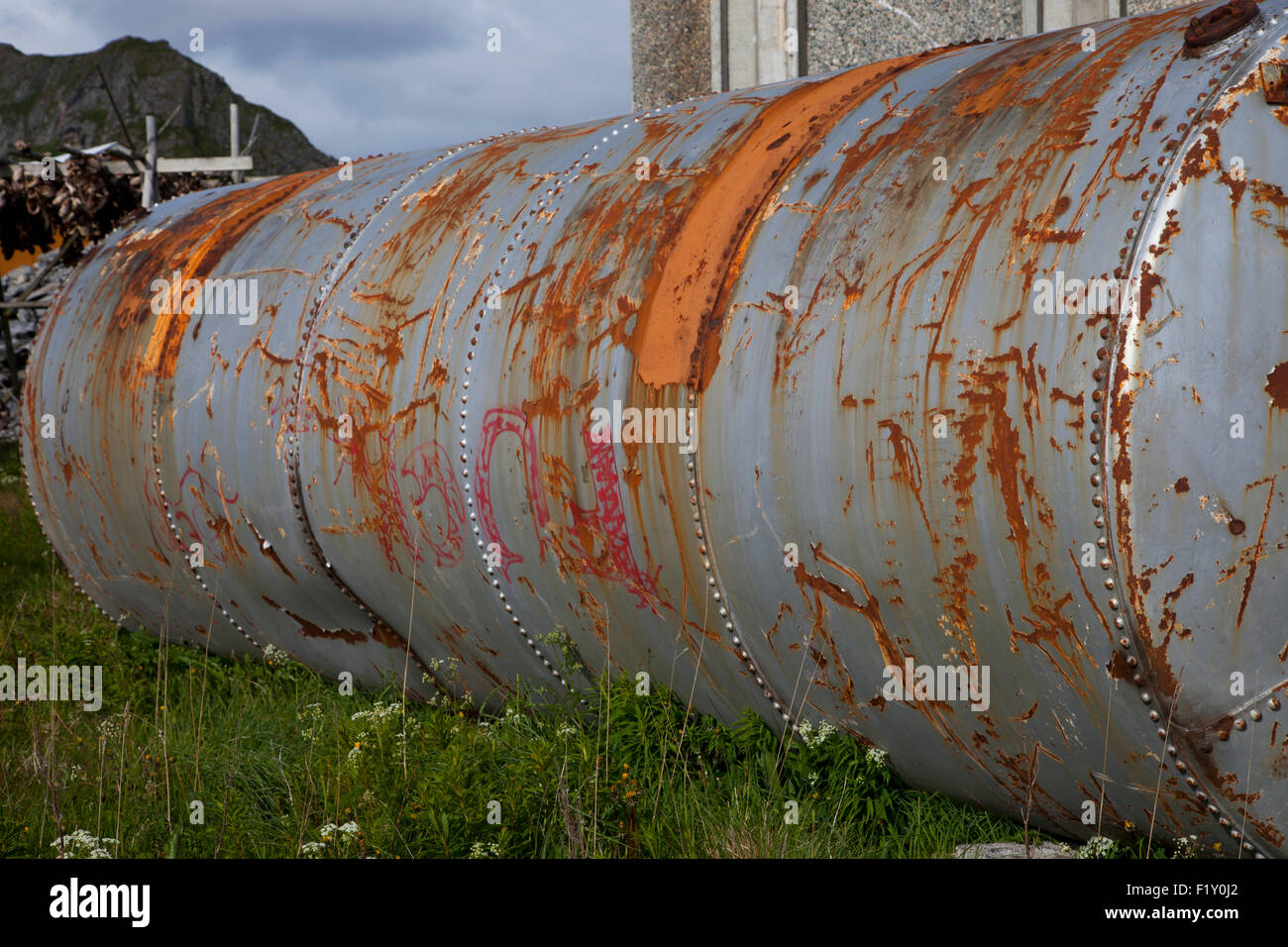A rusty oil tank are rusting Stock Photo - Alamy