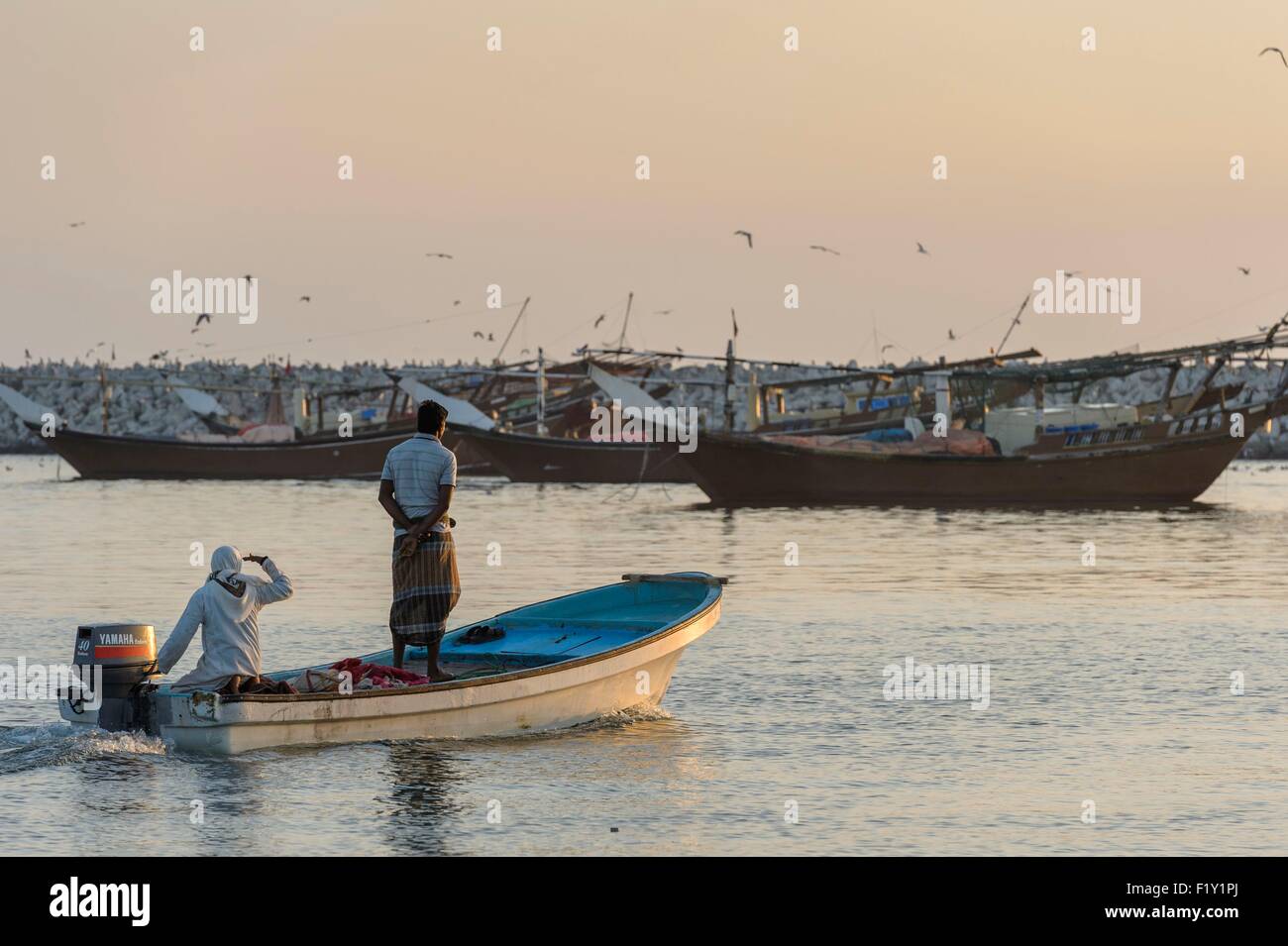 Sultanate of Oman, gouvernorate of Ash Sharqiyah, Al Ashkarah fishing ...