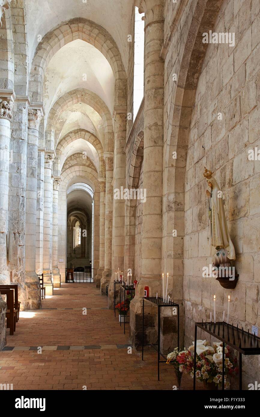 Abbey church of saint mary the virgin hi-res stock photography and ...
