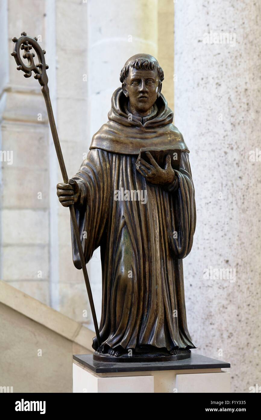 France, Loiret, Saint Benoit sur Loire, Fleury Abbey, statue of St ...