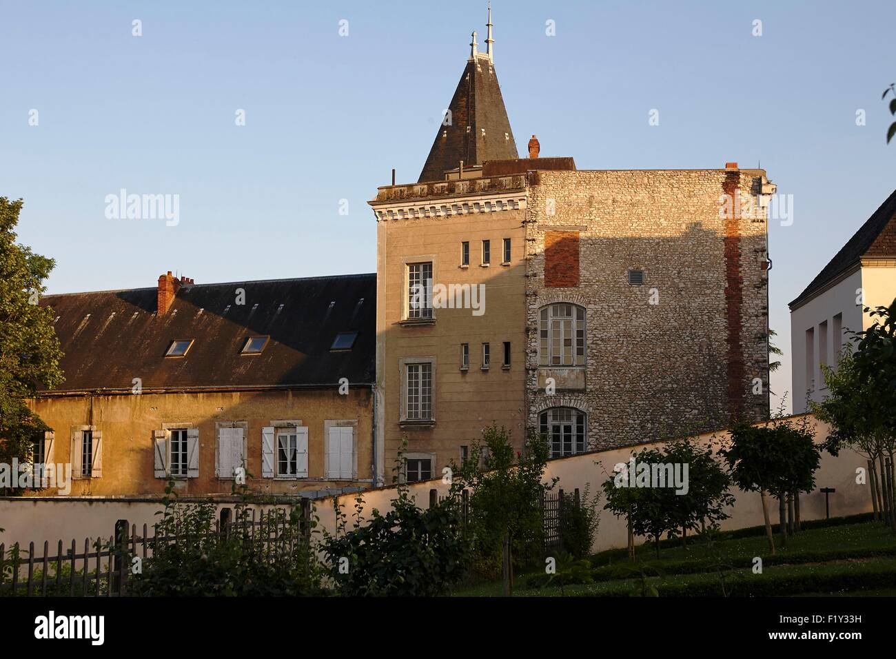 Montargis hi-res stock photography and images - Alamy