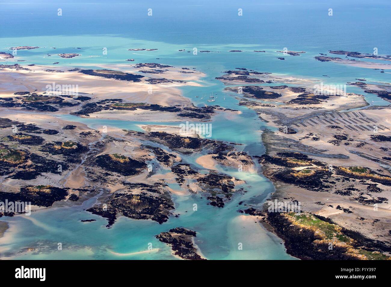 France, Manche, Chausey islands, the spring tide of 21 March 2015 ...