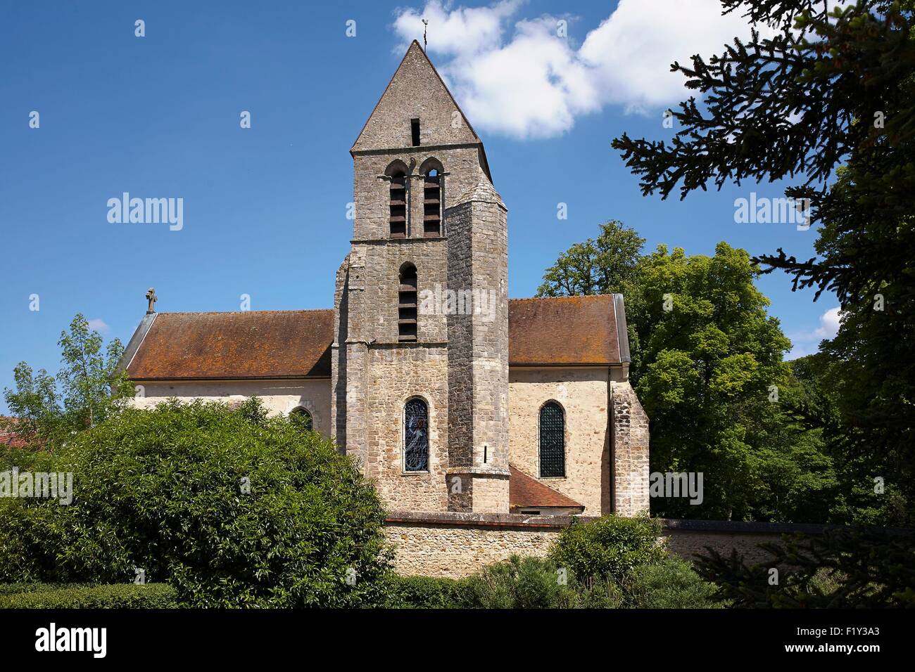 St quentin architecture hi-res stock photography and images - Alamy