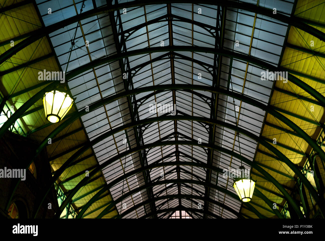 Metal and glass roof / Covent Garden Stock Photo - Alamy