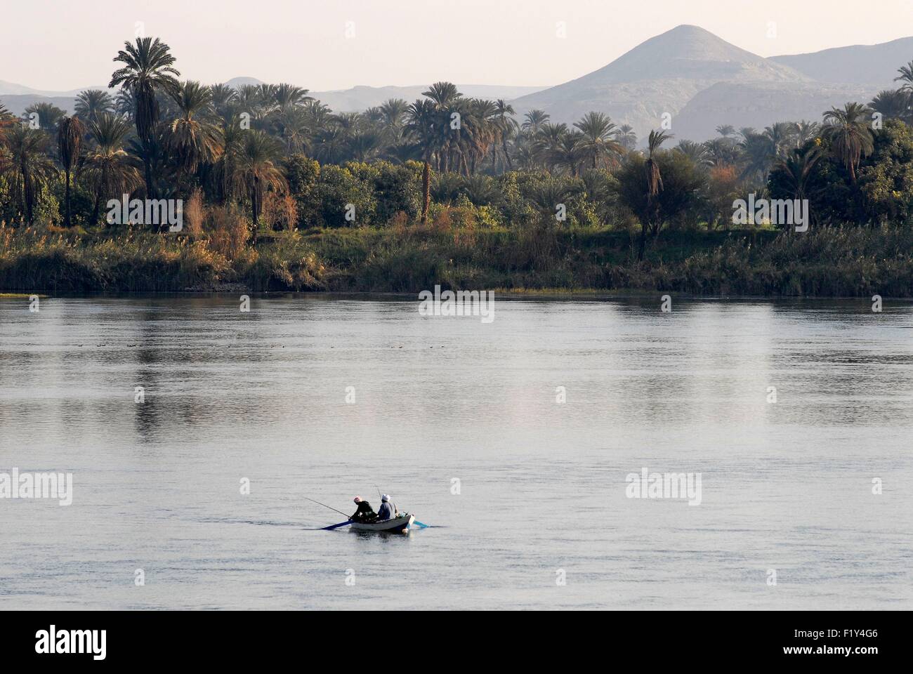 Fishermen on the nile river hi-res stock photography and images - Alamy