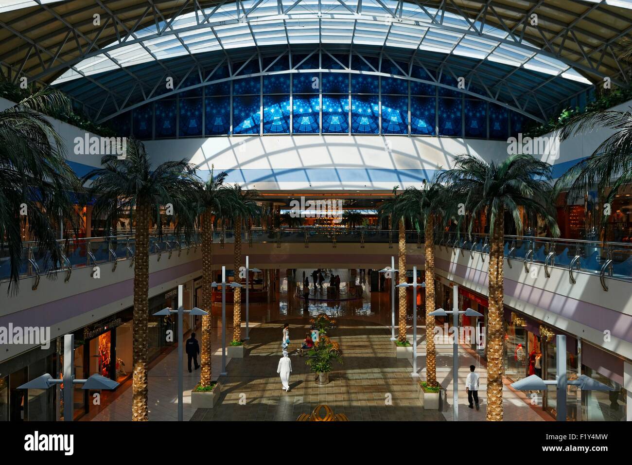 Abu dhabi marina shopping mall hi-res stock photography and images - Alamy