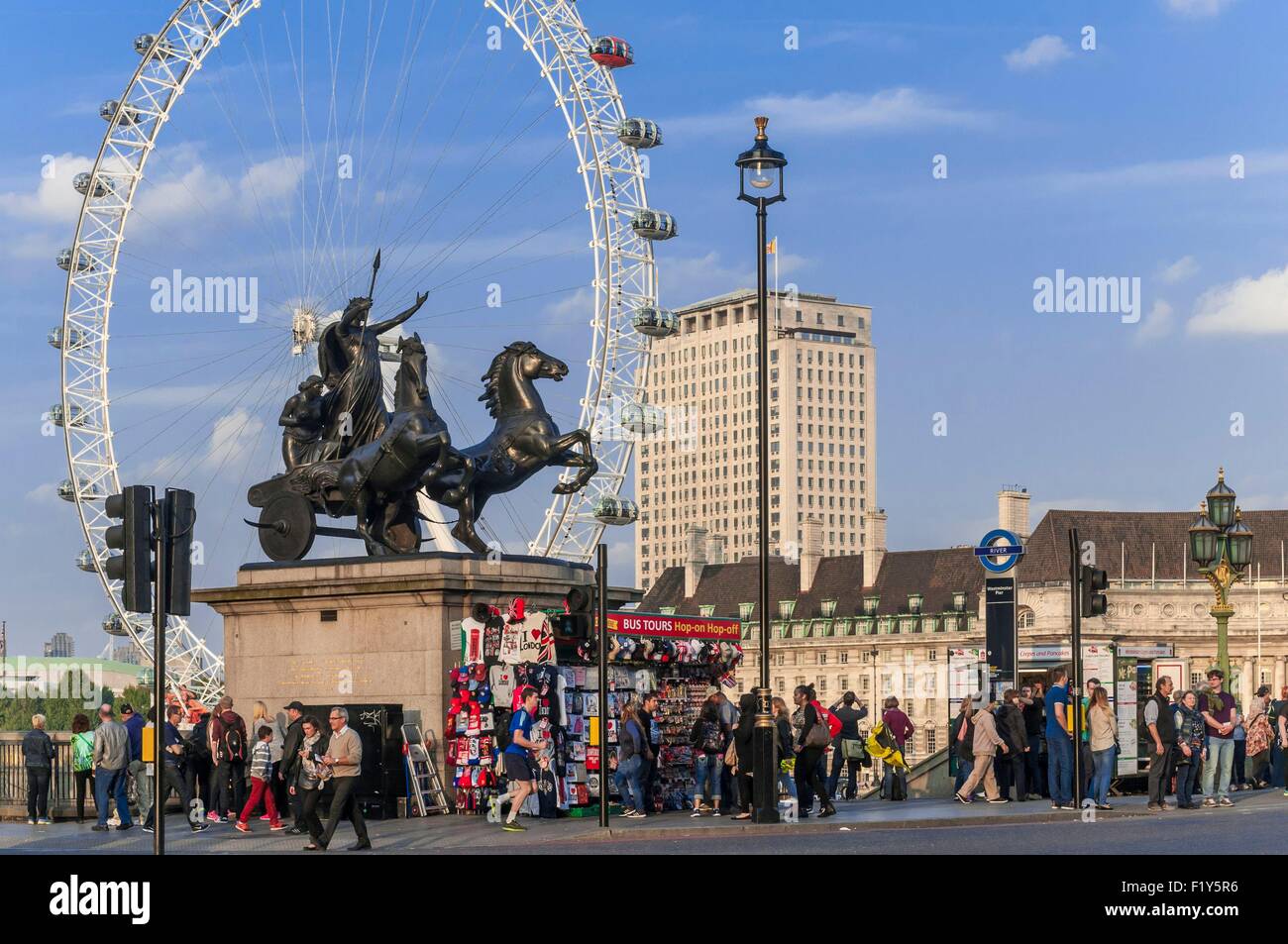 United Kingdom, London, Westminster, Boudica statue on Westminster ...