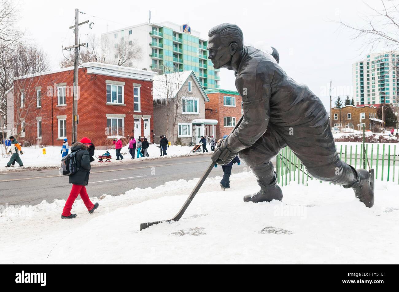 Canada, Quebec, Outaouais, Gatineau, ex Hull city, Laurier Avenue Stock ...