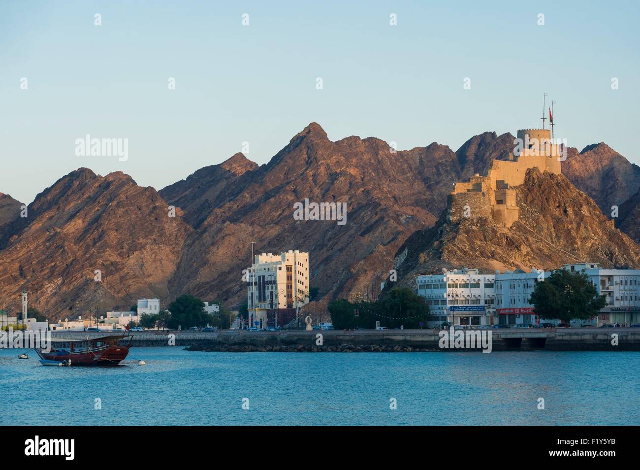 Oman, Muscat, Muttrah corniche, sea front Stock Photo - Alamy