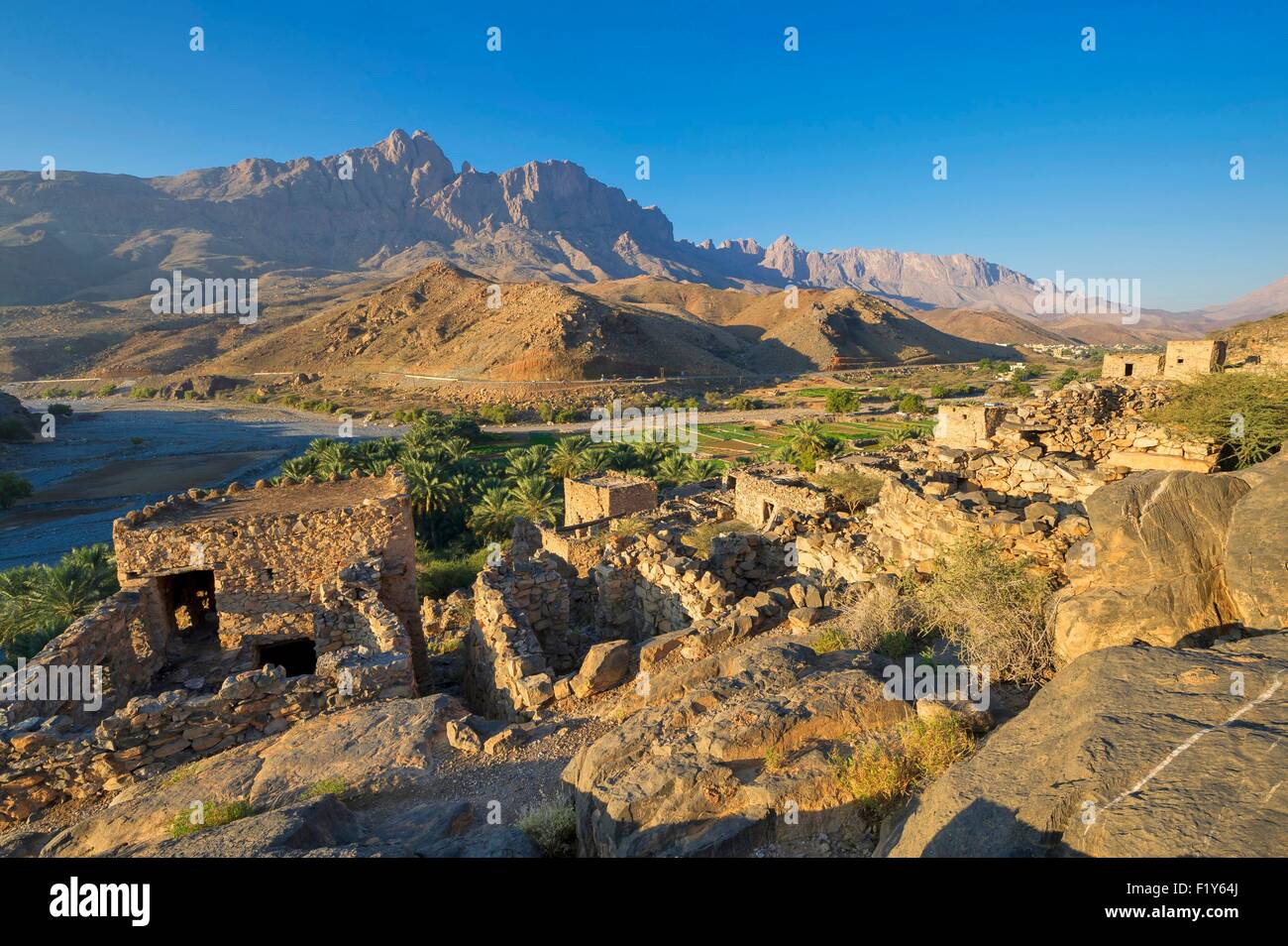 Wadi ghul not oasis hi-res stock photography and images - Alamy