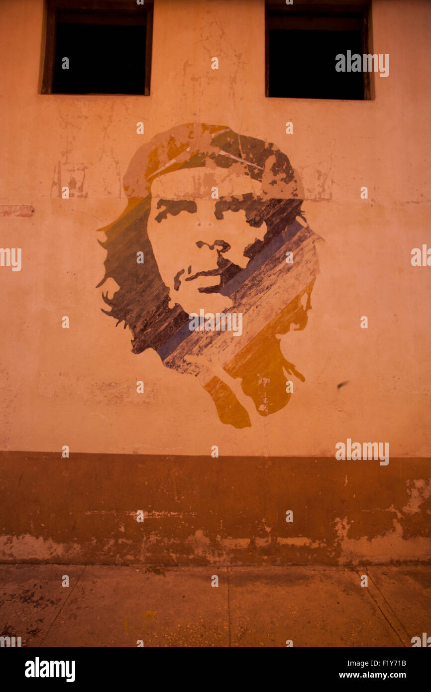 Painted mural of che guevara hi-res stock photography and images - Alamy