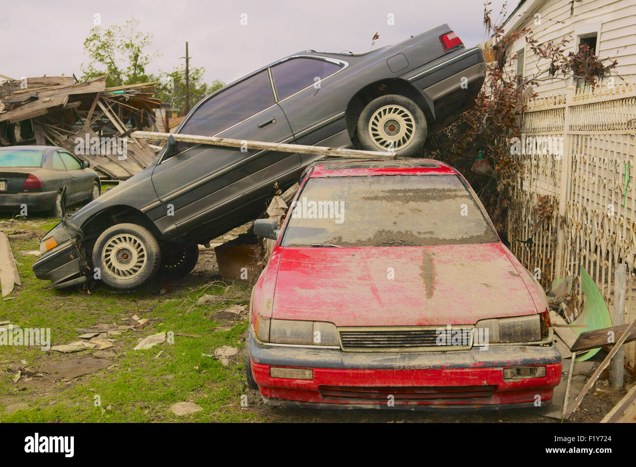 Hurricane katrina aftermath new orleans hi-res stock photography and images - Alamy