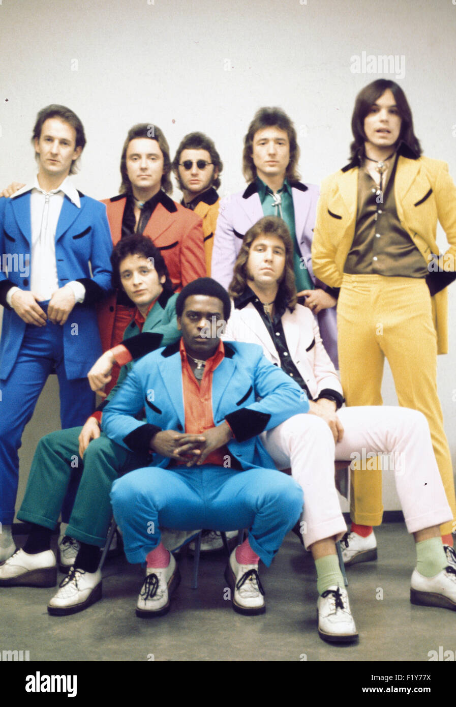 SHOWADDYWADDY UK pop group about 1975 Stock Photo - Alamy
