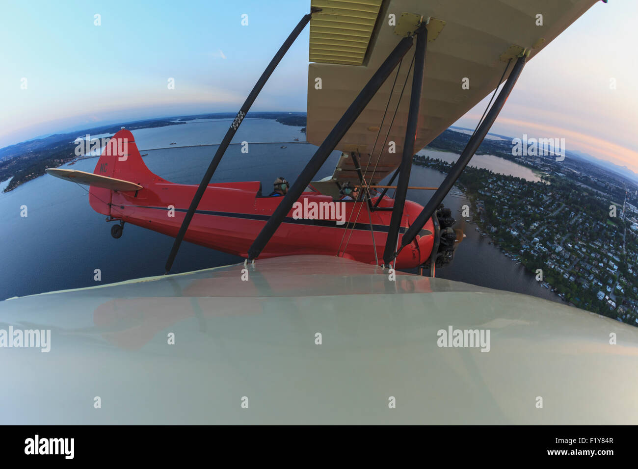 Vintage biplane wing hi-res stock photography and images - Alamy