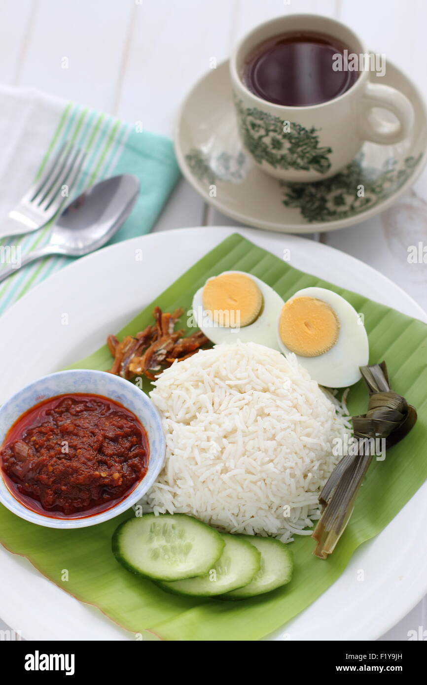 Traditional Malaysian breakfast called Nasi lemak Stock Photo - Alamy