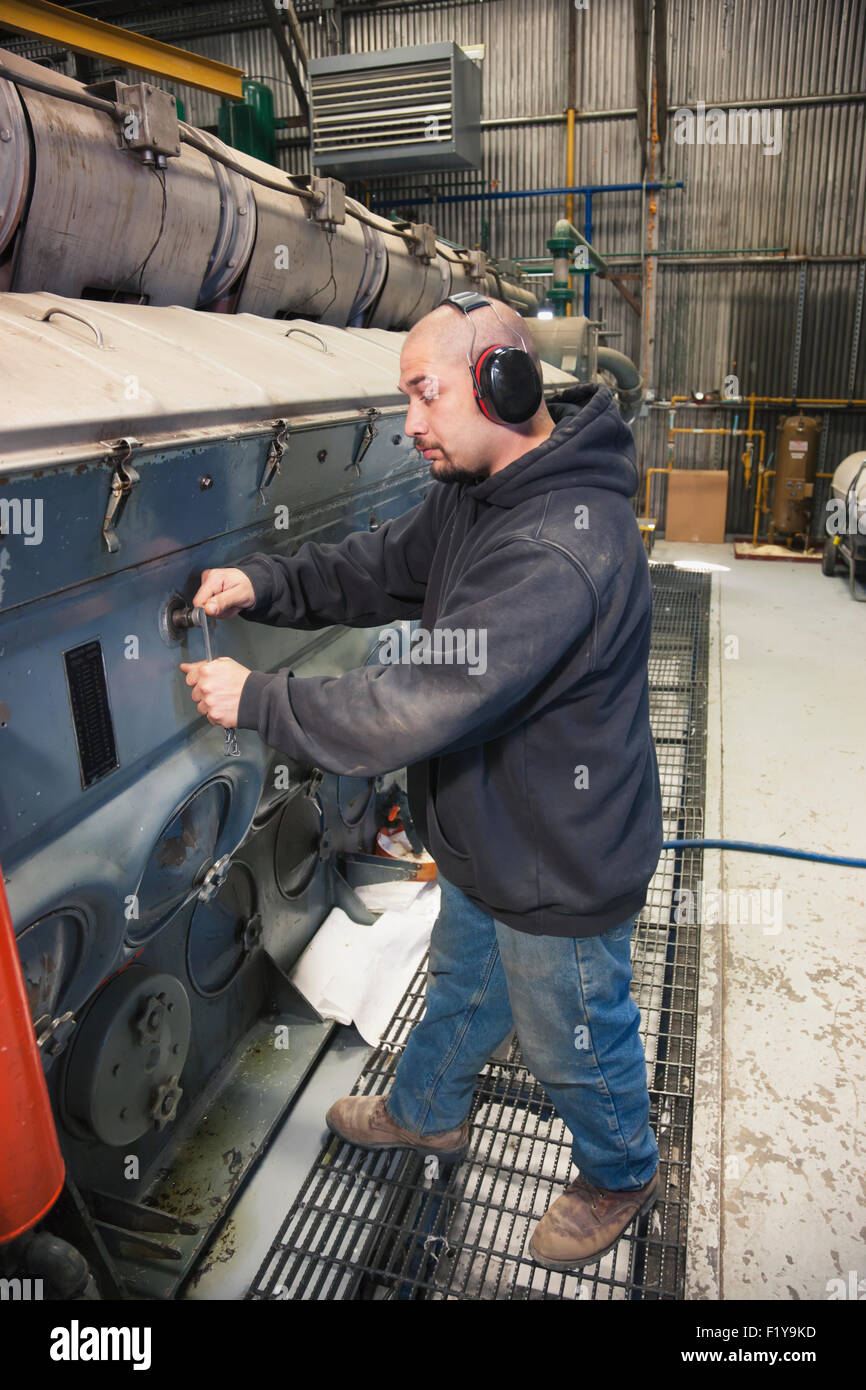 Alaska,Power Plant,Prudhoe Bay,diesel generator Stock Photo - Alamy