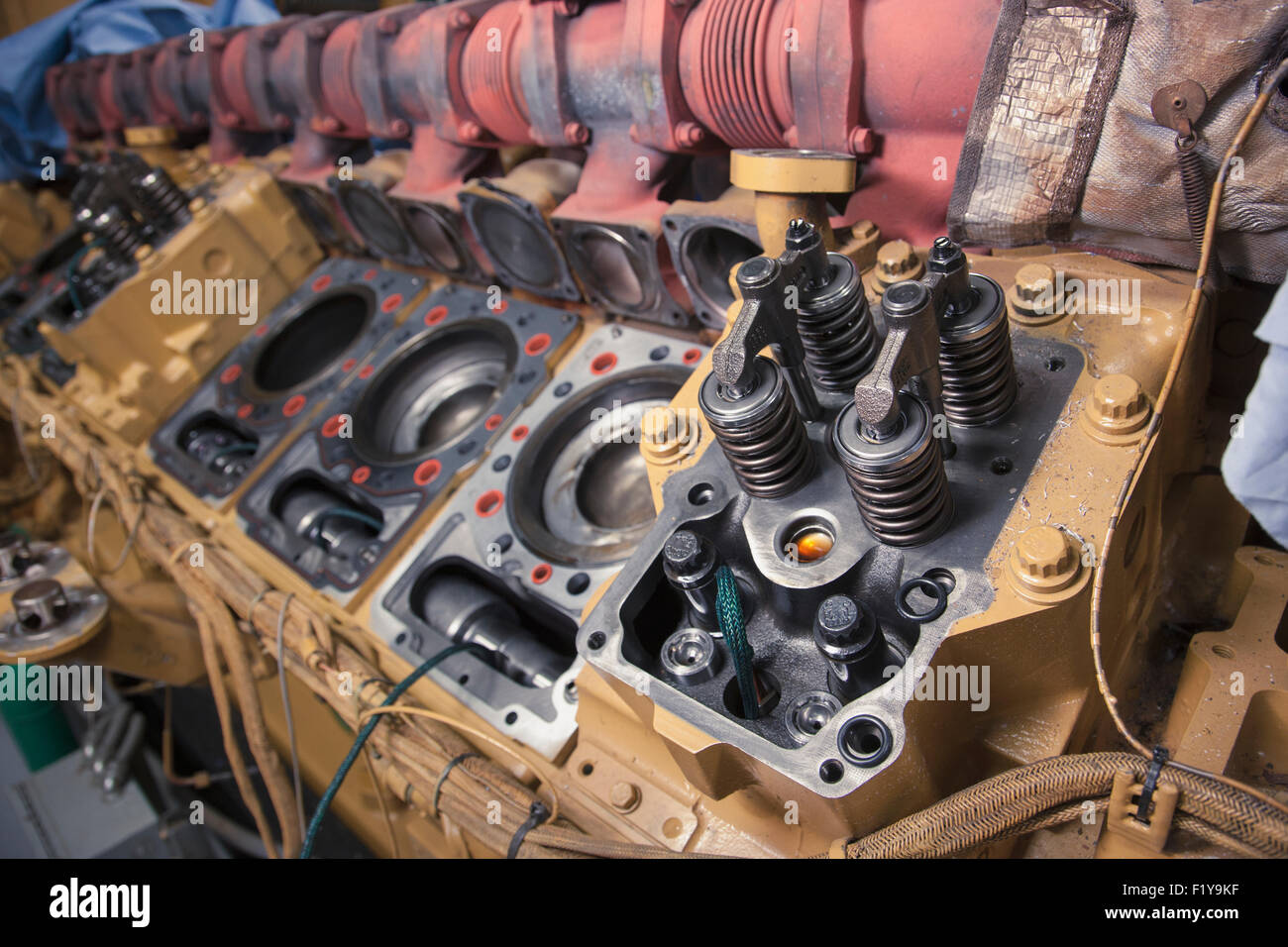 Generator,Alaska,Close,Power Plant,Prudhoe Bay Stock Photo - Alamy
