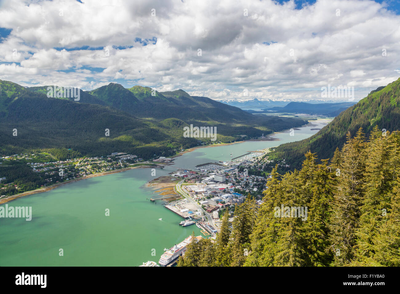 Alaska juneau mt roberts tram hi-res stock photography and images - Alamy