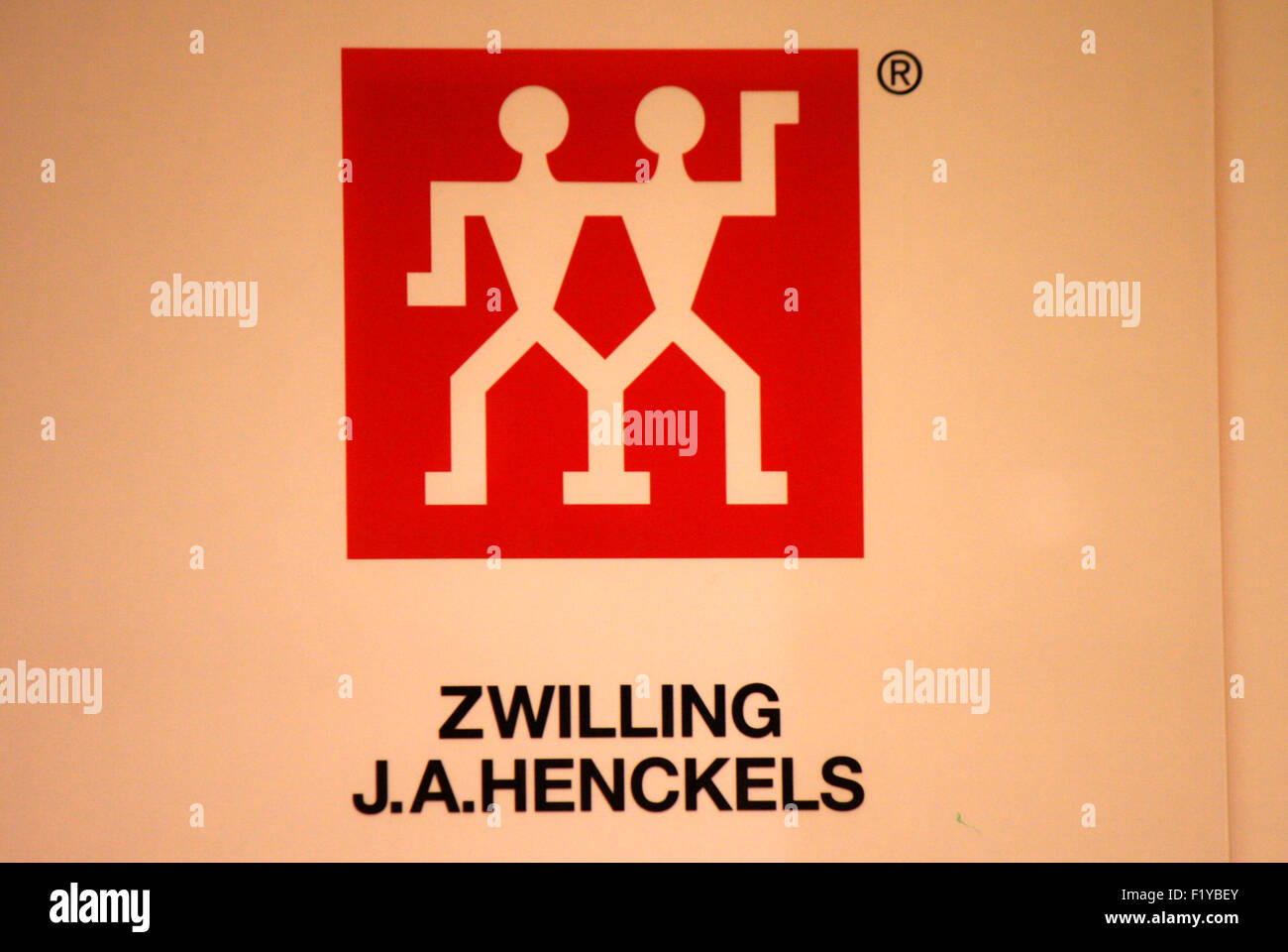 Zwilling logo hi-res stock photography and images - Alamy