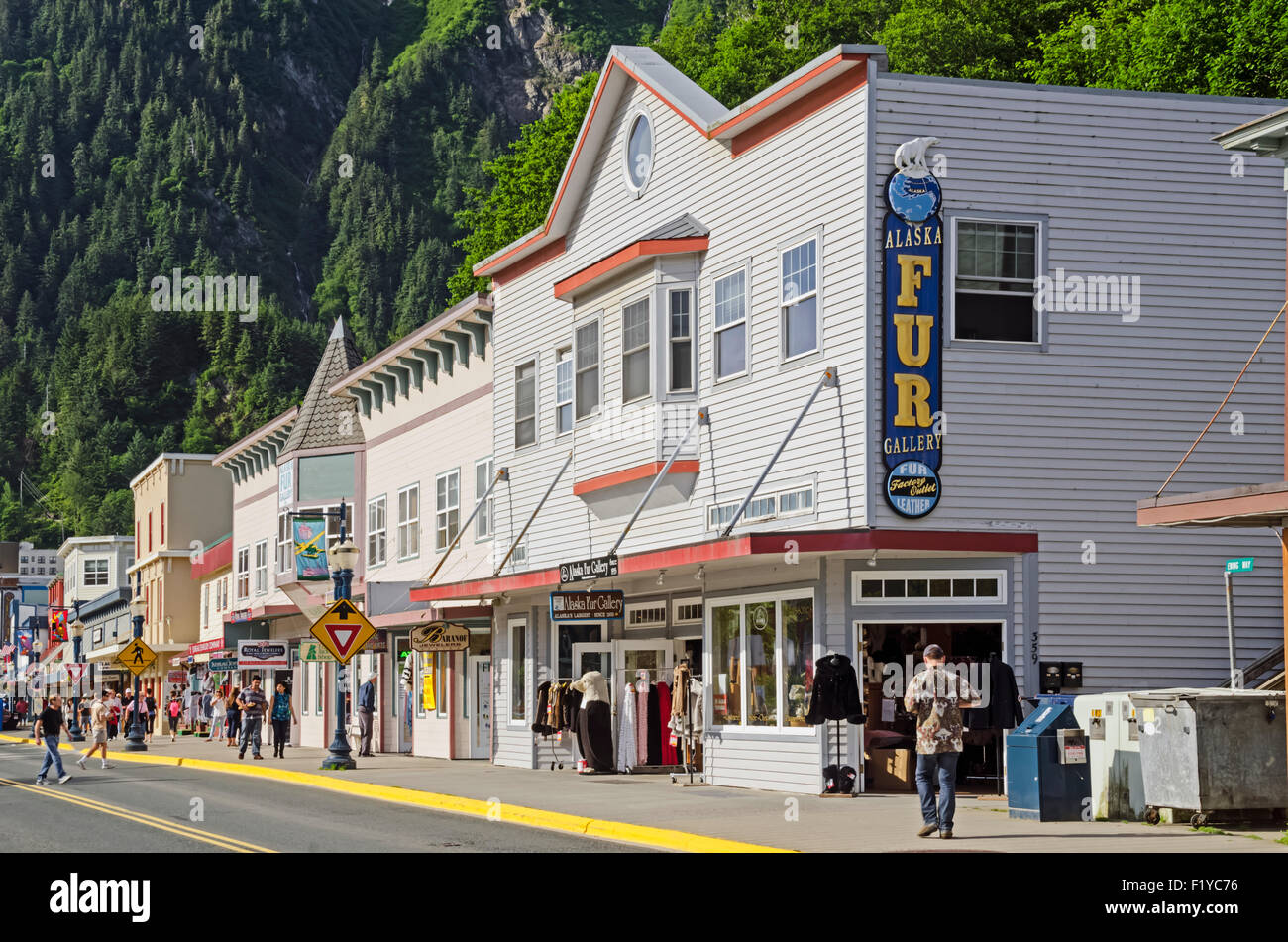 Shopping in juneau alaska hi-res stock photography and images - Alamy