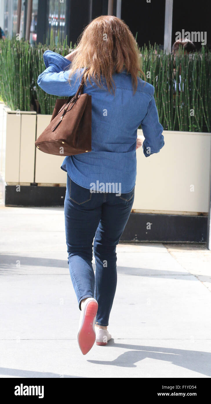 ‎My Big Fat Greek Wedding actress, Nia Vardalos out shopping at Sandro ...