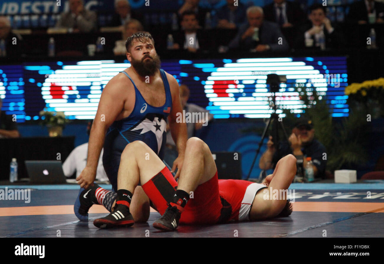 Las Vegas, Nevada, USA. 8th Sep, 2015. American Robby Smith defeats ...