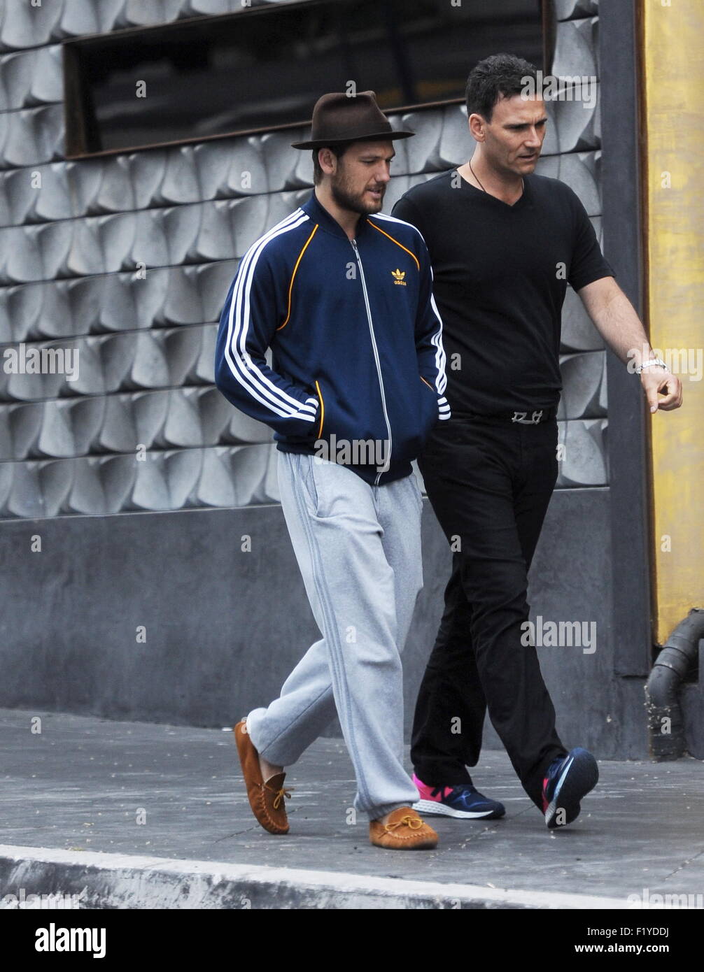 Magic Mike star Alex Pettyfer looking casual as he takes a stroll along ...