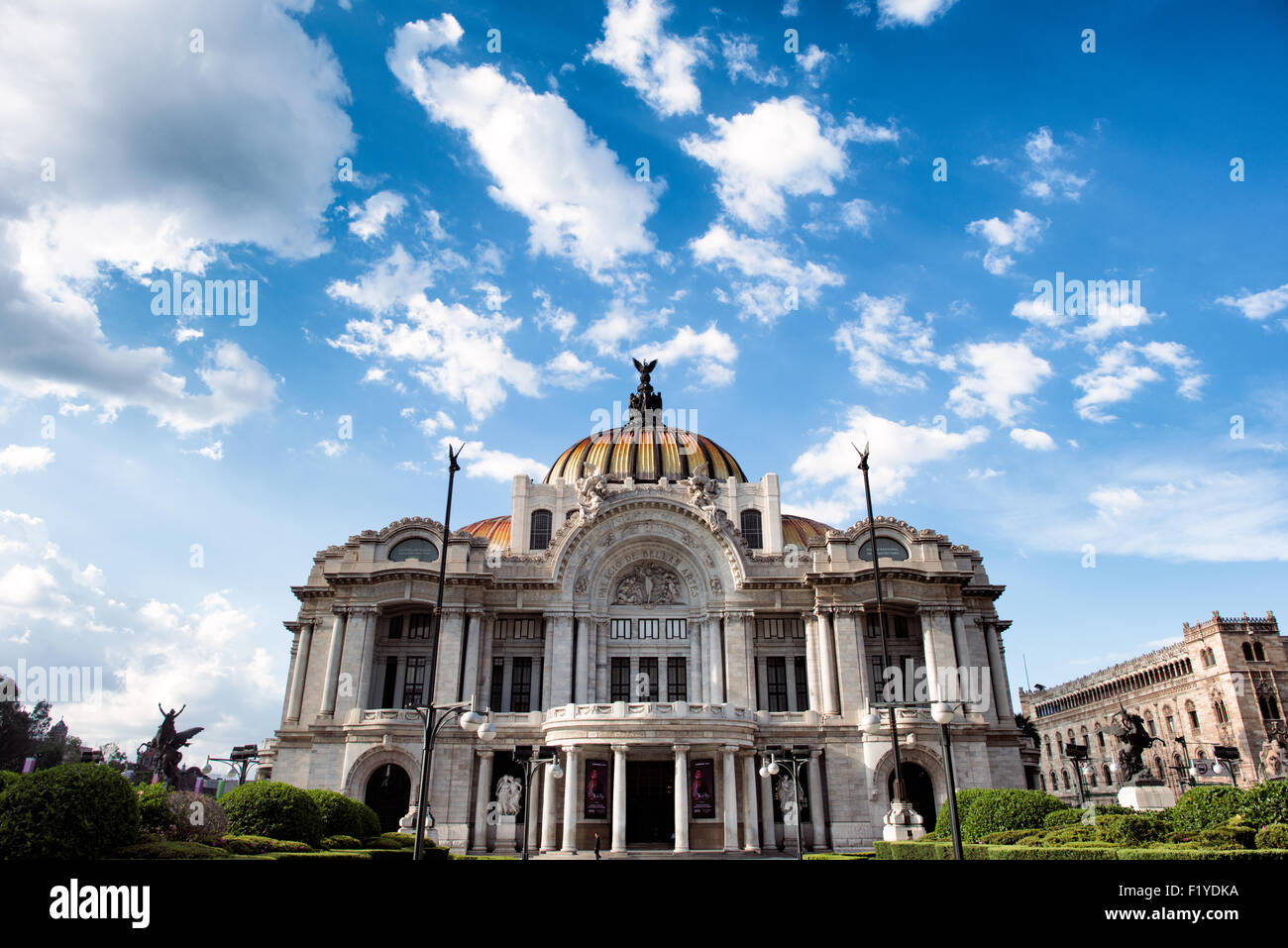 Palace of fine arts and national opera house of mexico hi-res stock ...
