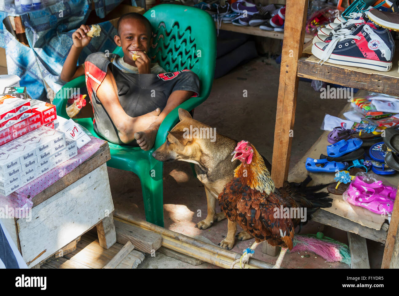 Full length portrait boy hi-res stock photography and images - Alamy