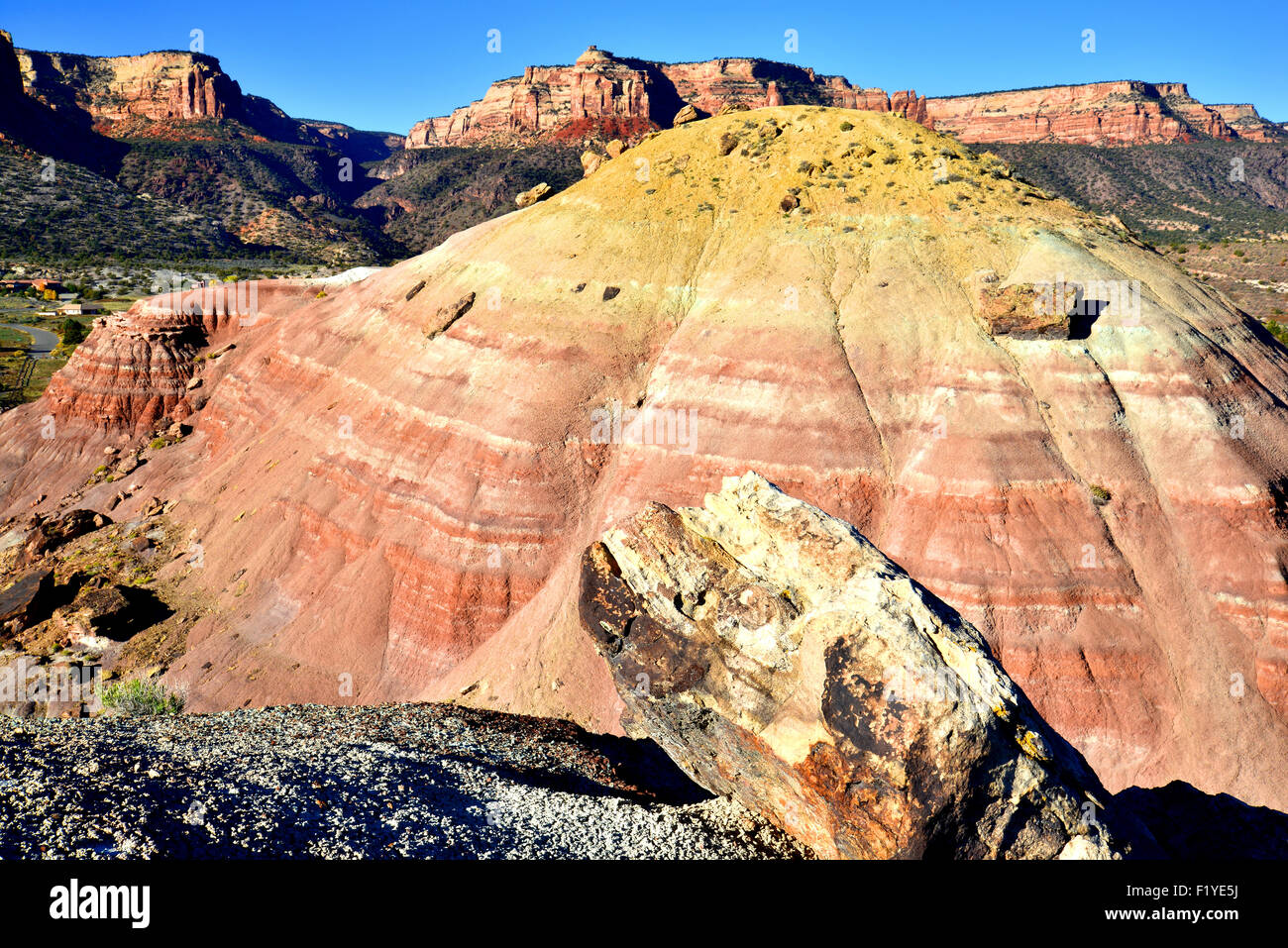 Bentonite clay hi-res stock photography and images - Alamy