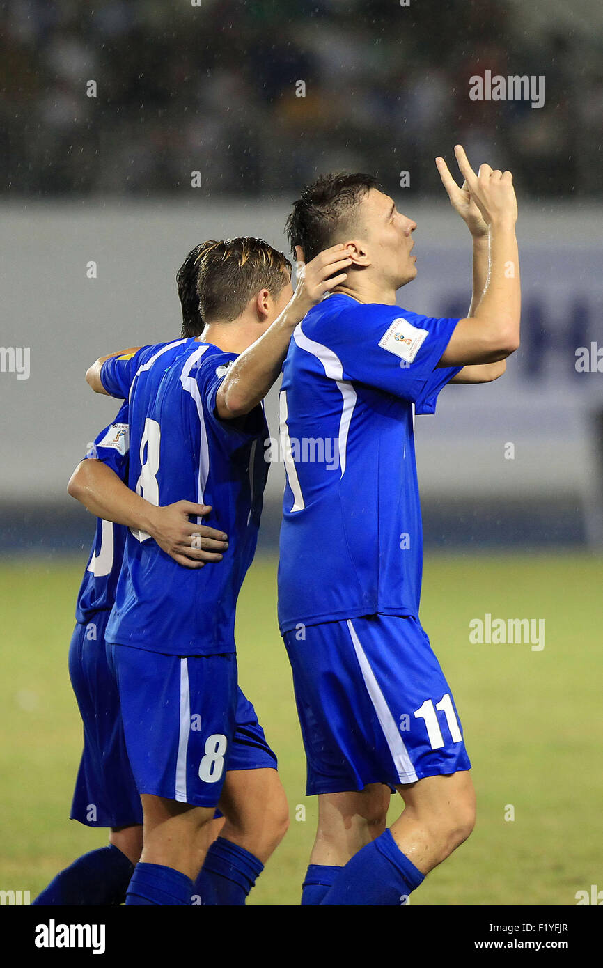 Bulacan, Philippines. 8th Sep, 2015. Igor Sergeev (R) of Uzbekistan ...
