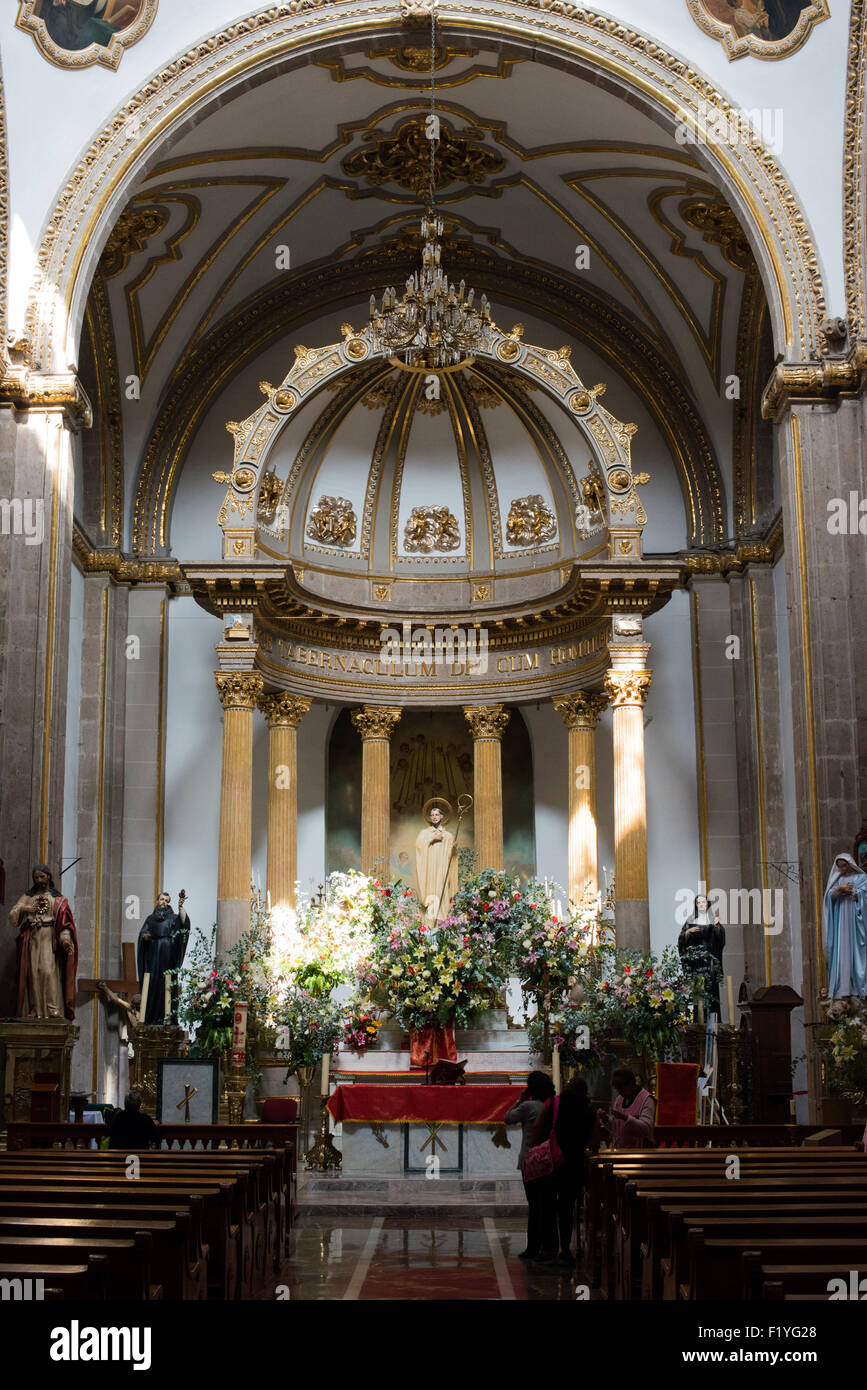 Mexican church features hi-res stock photography and images - Alamy