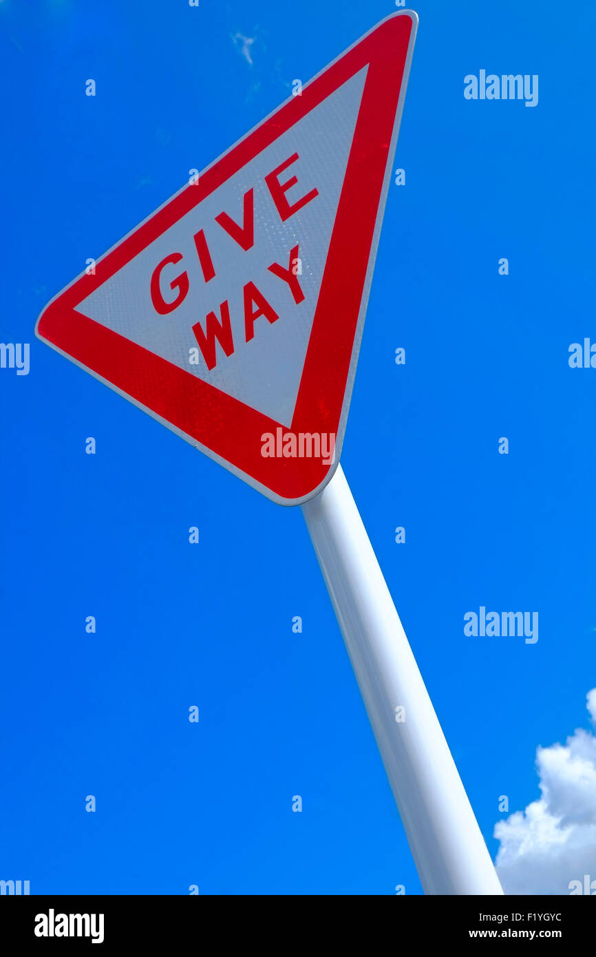 Give Way Sign Auckland New Zealand, NZ, North Island Stock Photo - Alamy