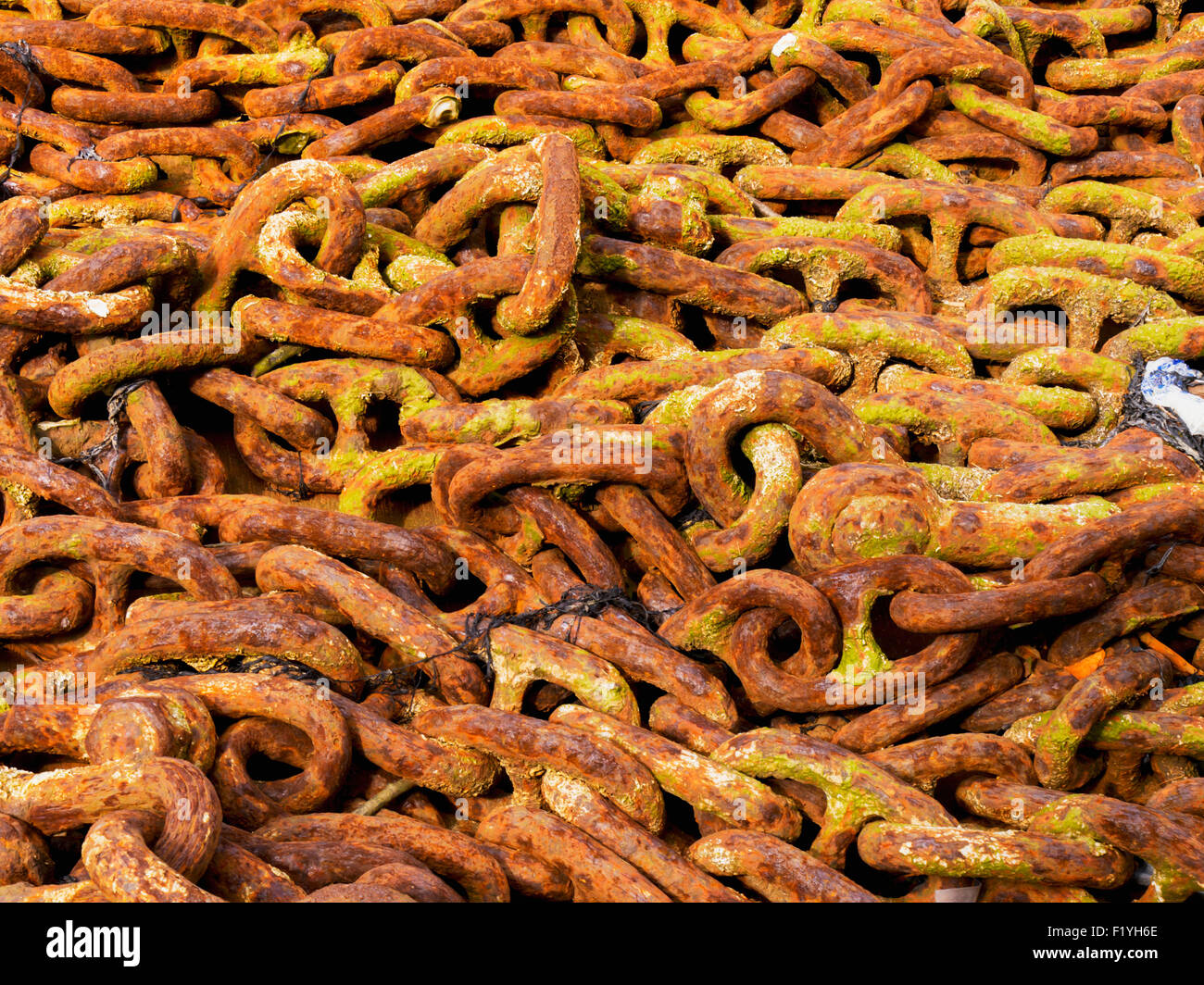 Chain texture hi-res stock photography and images - Alamy