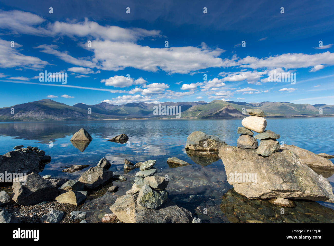 Inukshuk yukon territory canada hi-res stock photography and images - Alamy