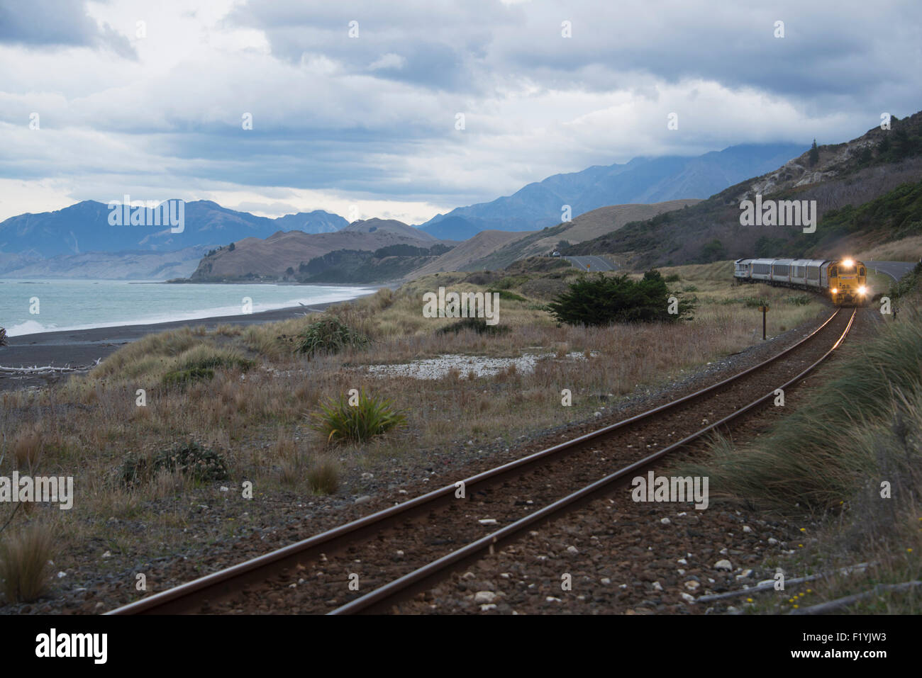 Waipapa Bay,Train,New Zealand,Railway Tracks Stock Photo - Alamy