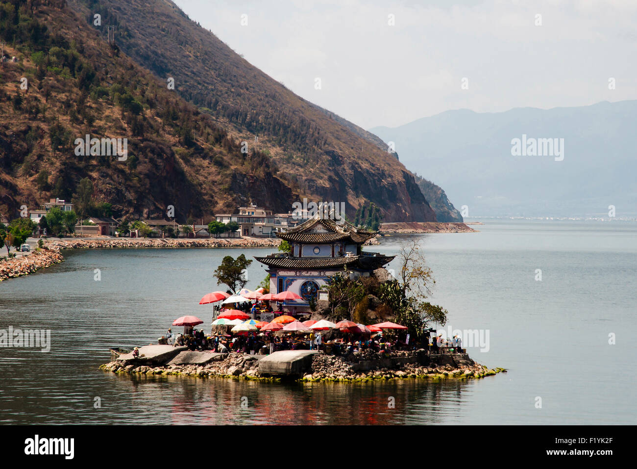 Erhai lake hi-res stock photography and images - Alamy