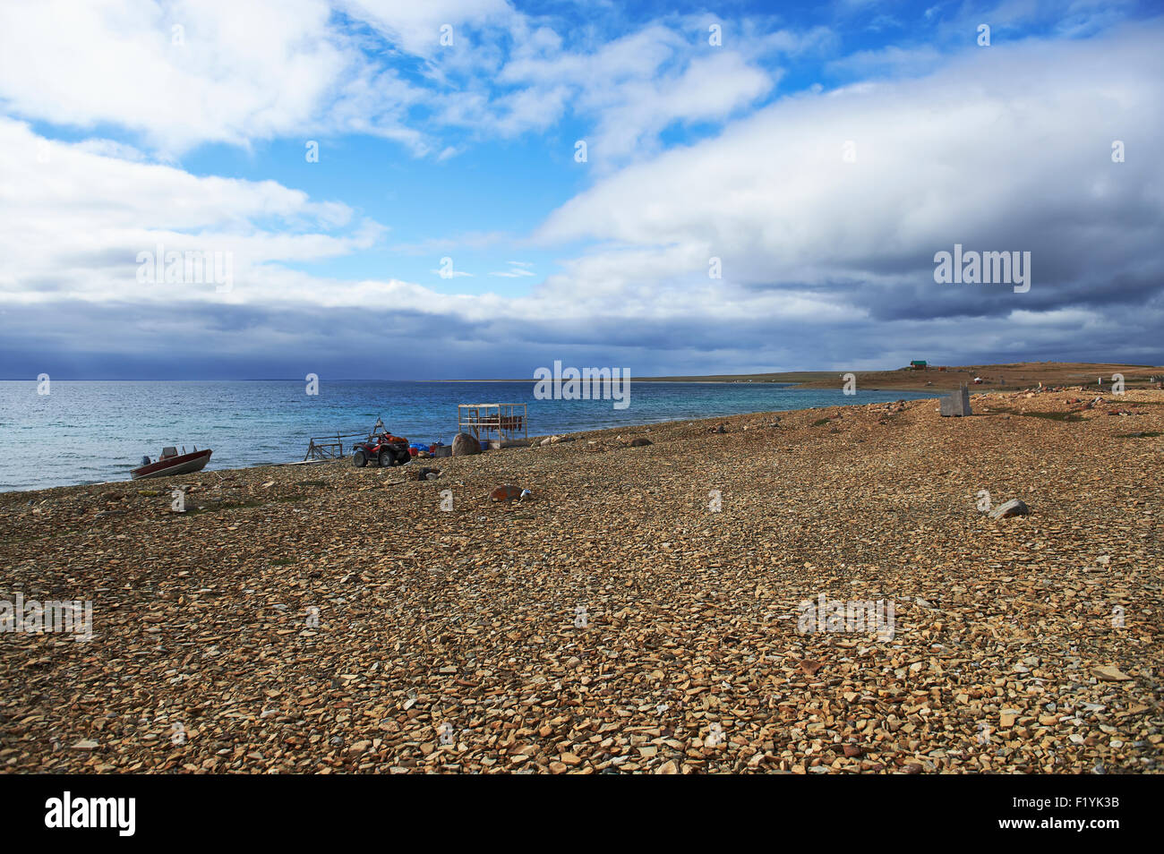 Nunavut coastline hi-res stock photography and images - Alamy