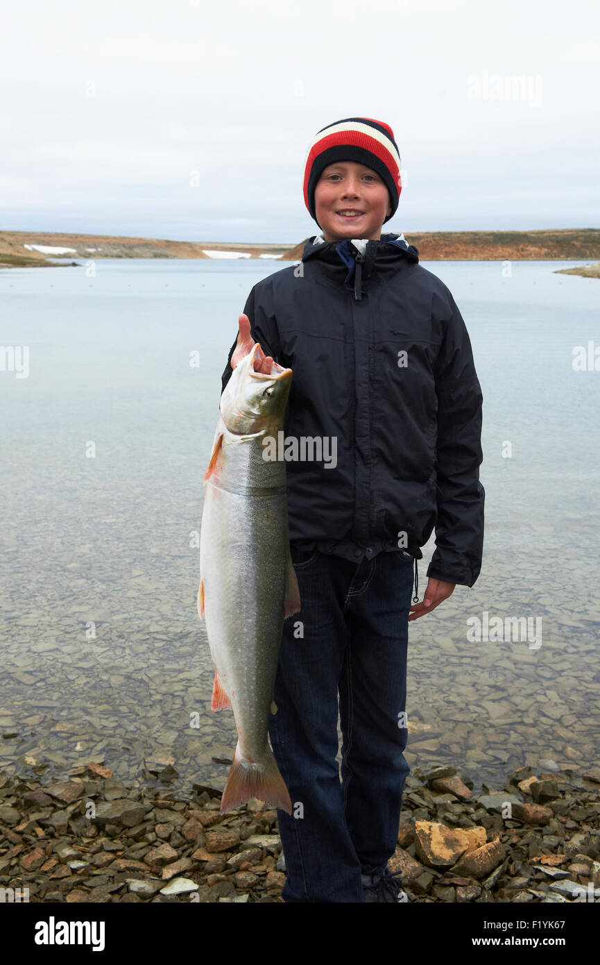 Smiling first nations boy hi-res stock photography and images - Alamy