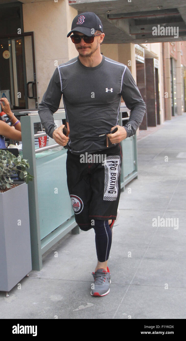 Jonathan Tucker goes to the gym in Beverly Hills Featuring: Jonathan ...