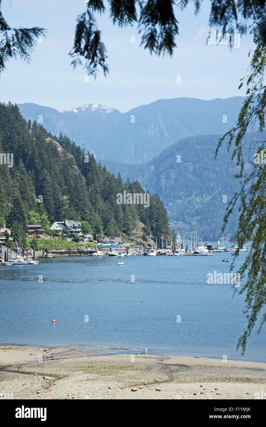 Burrard inlet deep cove hi-res stock photography and images - Alamy