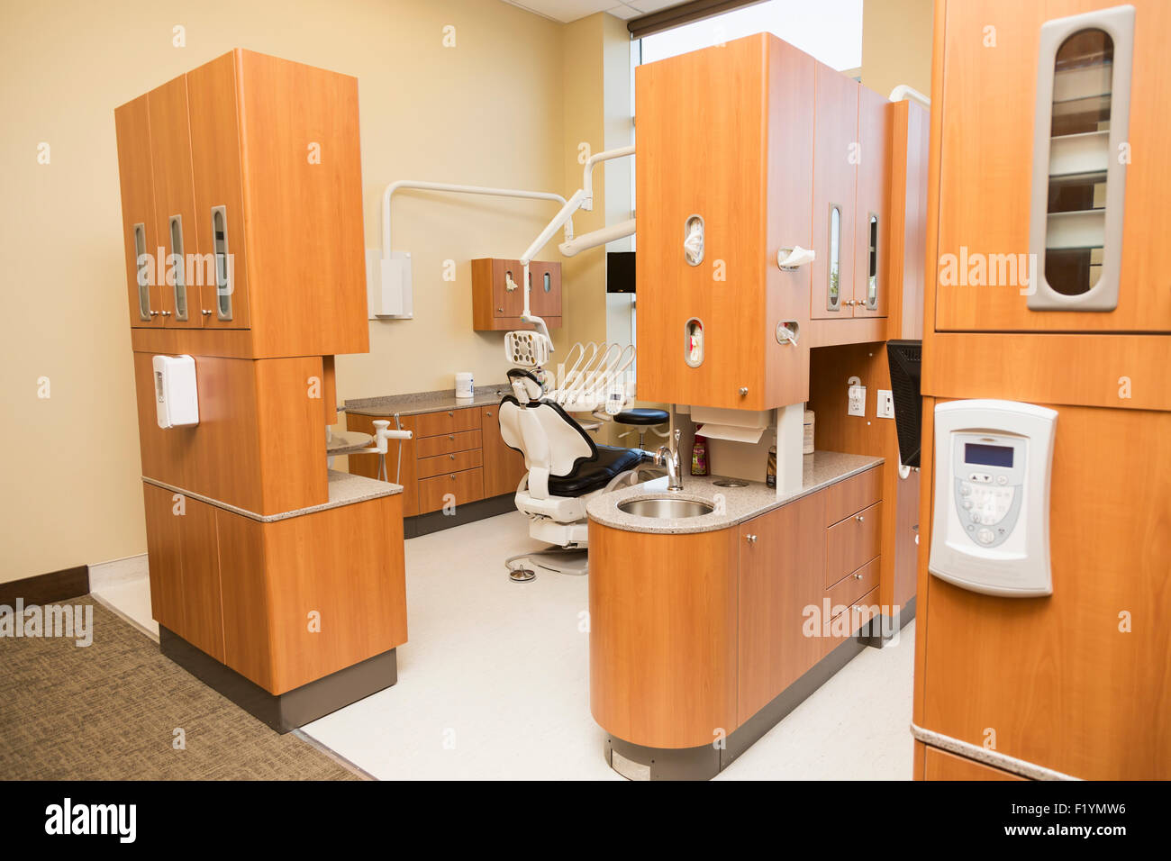 Dental clinic interior image hi-res stock photography and images - Alamy