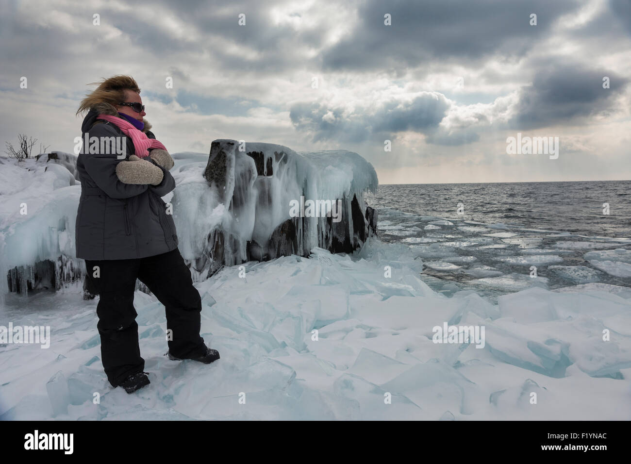 Shivering cold hi-res stock photography and images - Alamy